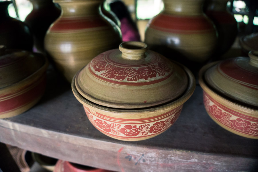 The Pottery Museum and Artisans of Biyagama - a muddy road