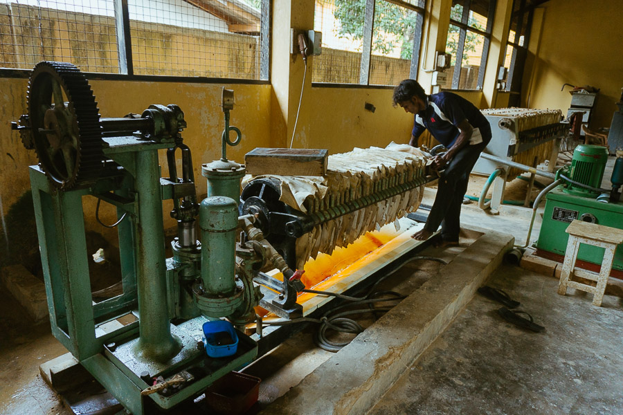 The Pottery Museum and Artisans of Biyagama - a muddy road