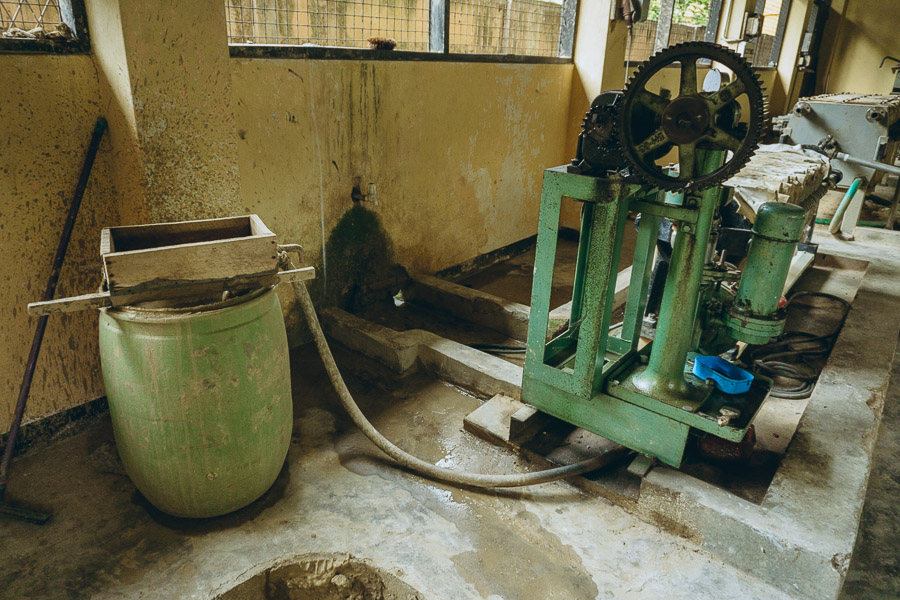 The Pottery Museum and Artisans of Biyagama - a muddy road